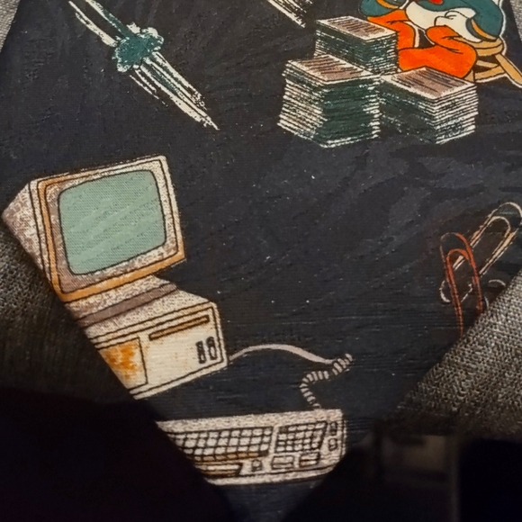 Disney | Accessories | Disney Characters Mens Tie Mickey Mouse Donald ...